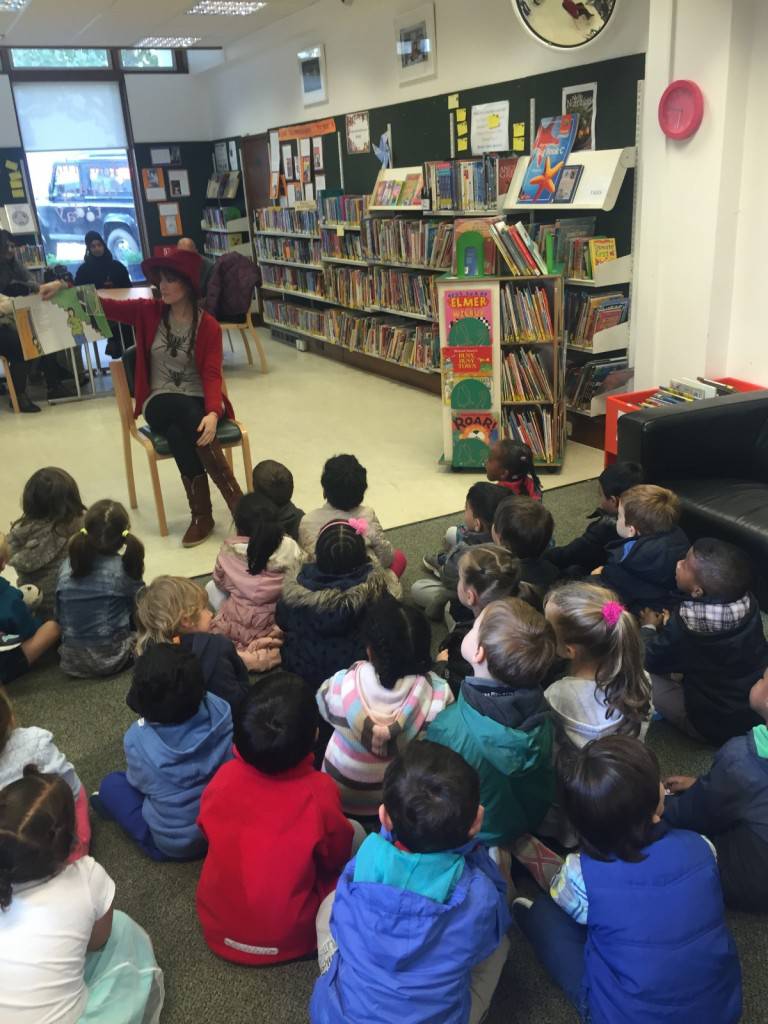 Reception visit their local Library - Primrose Hill Primary School